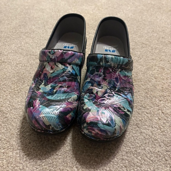 Dansko | Shoes | Dansko Womens Lt Pro Watercolor Print Tooled Leather ...